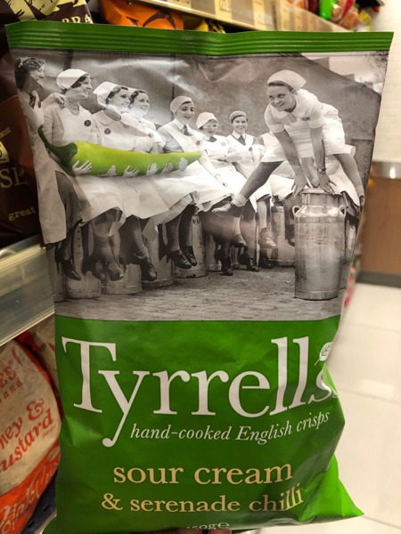 Tyrrell'S Sour Cream & Serenade Chilli Seasoned Potato Crisps - 1Source