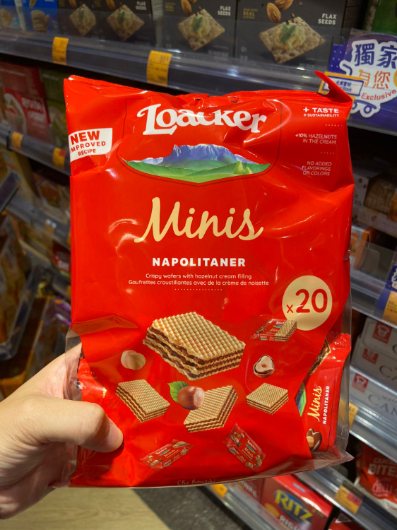 Loacker Minis Napolitaner Crispy Wafers With Hazelnut Cream Filling ...