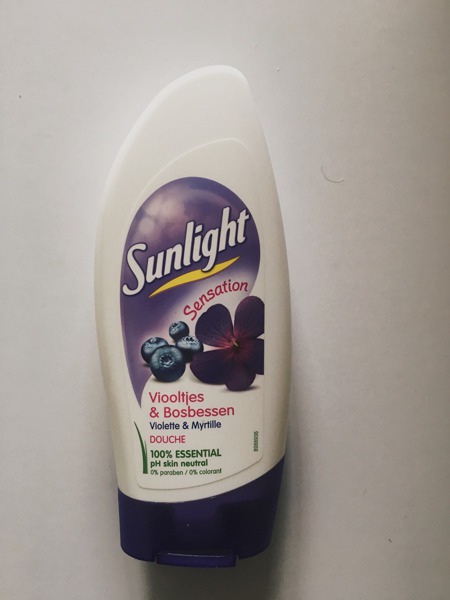 Sunlight Sensation Violets & Blueberries Shower Gel - 1Source