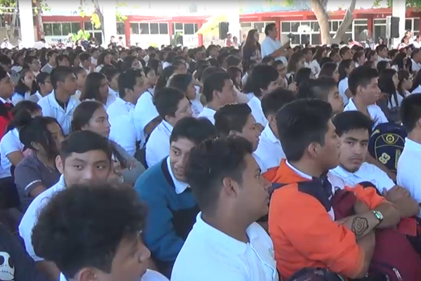 Entregan domo en la CBTIS 95