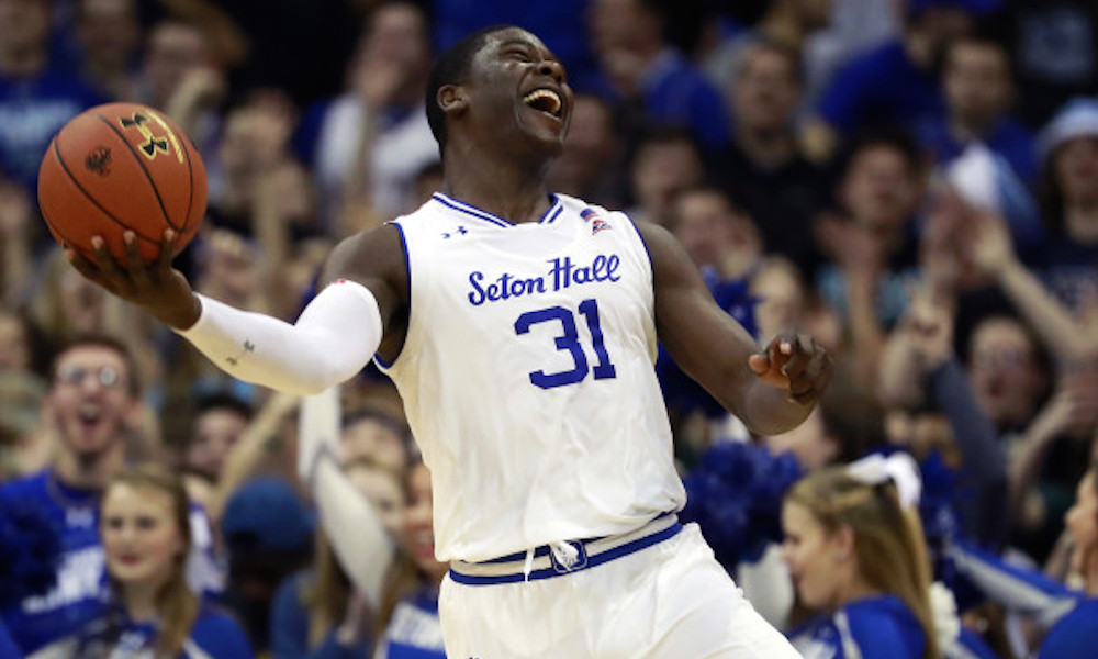 Angel Delgado, jugador de baloncesto dominicano, lidera el Gran Este.