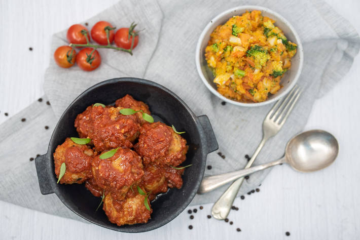 Pan Fried Chicken Meatballs with Winter Root Vegetable Mash | F45 Challenge