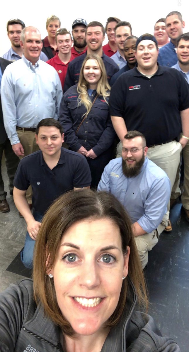 National Association of Manufacturers Interviews | Comparably