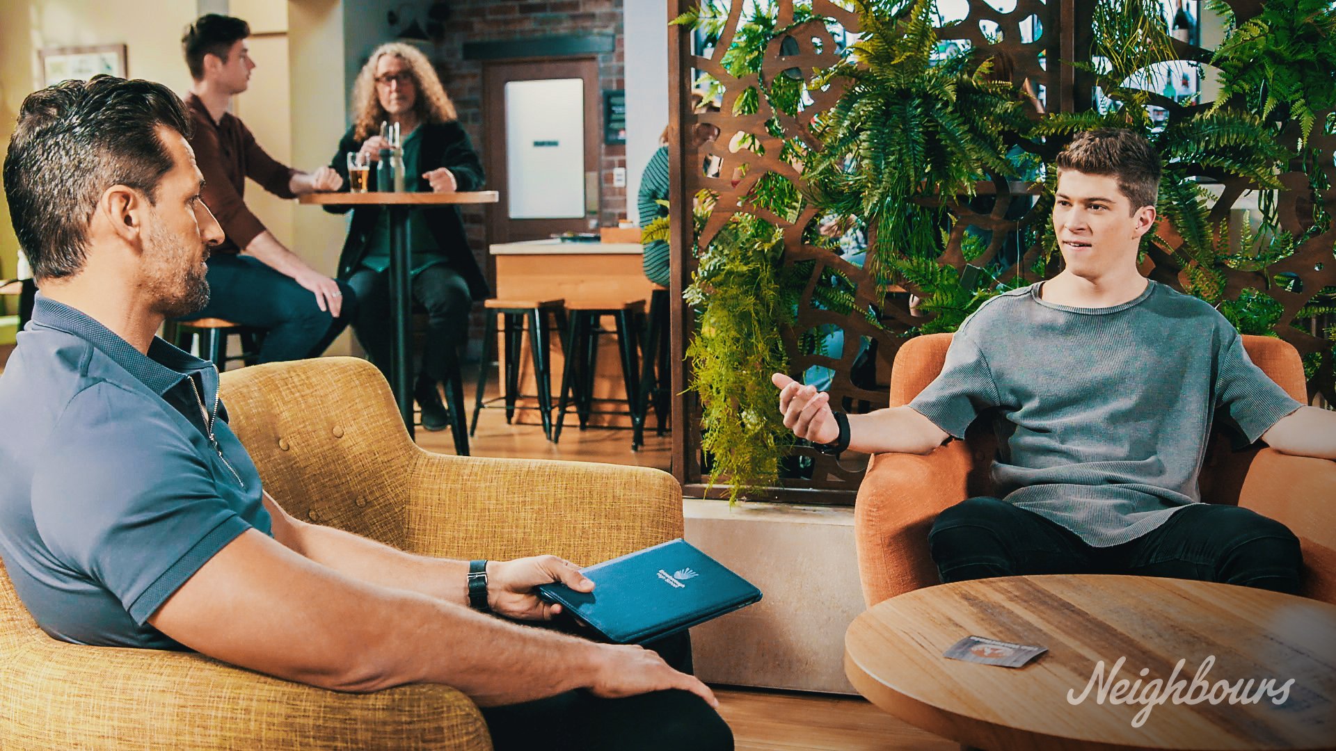 Neighbours Spoilers: Bad Boy Hendrix Greyson Devastated By His Father's ...