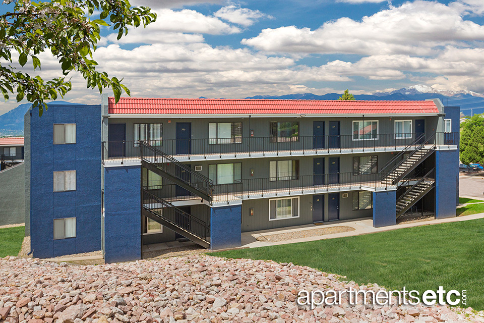 Vistas at the Citadel - Colorado Springs, CO - Apartments ETC