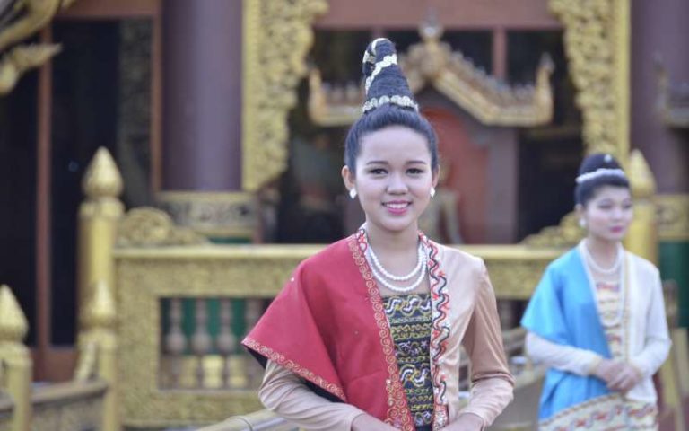 The Traditional Costumes Of The Myanmar » Exotic Voyages