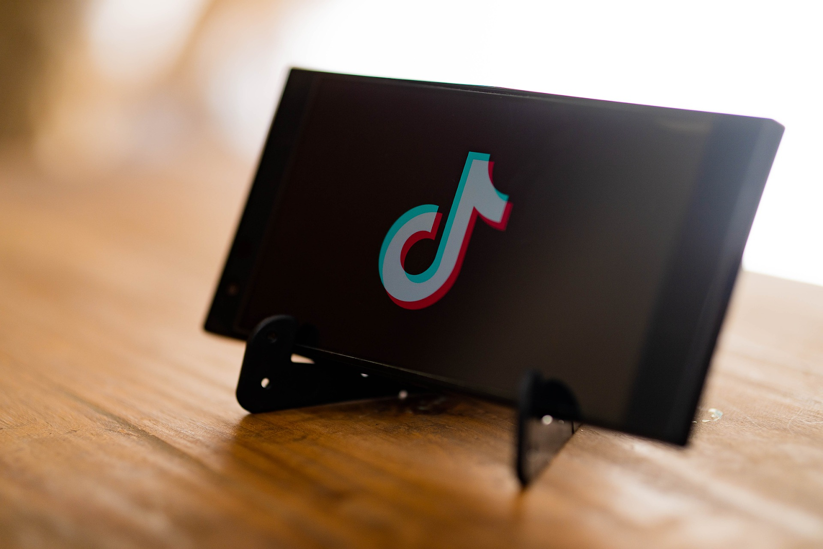 How To Crush Your Content Strategy For Business On TikTok | Delesign