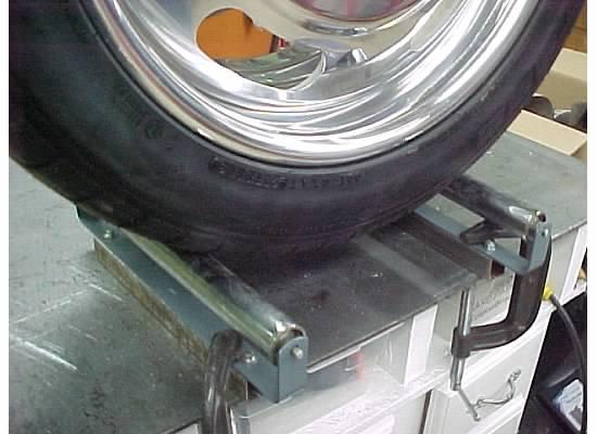 Rim Roller for Cleaning/Polishing Wheels - HomemadeTools.net