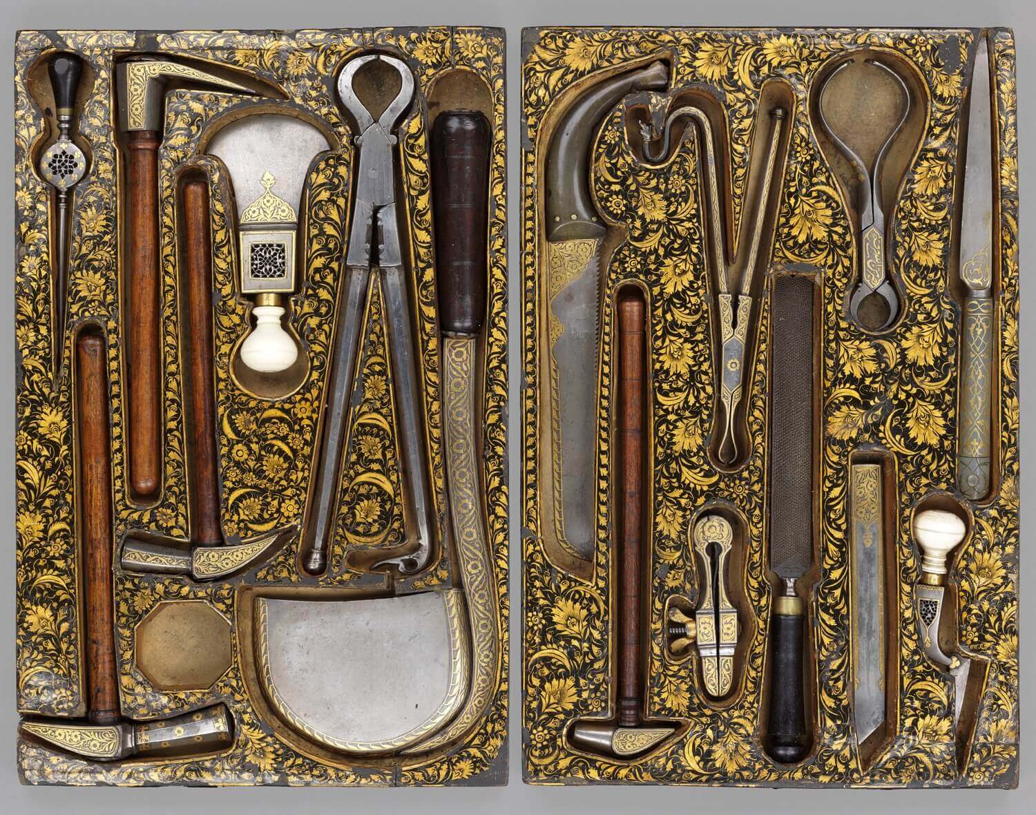 18th century armorer's tools - photo - HomemadeTools.net