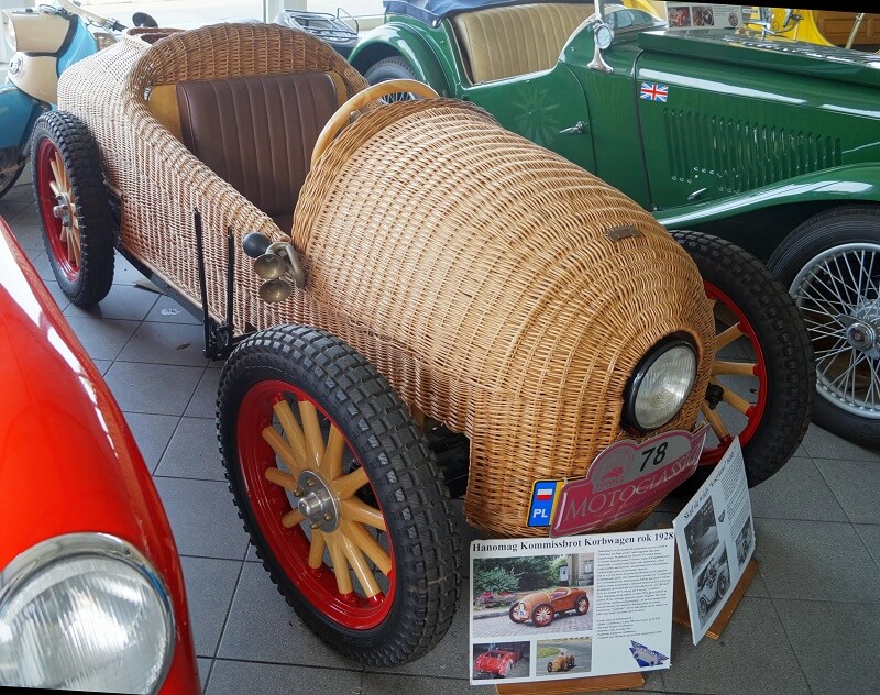 1928 Hanomag Kommissbrot wicker-bodied car - photo - HomemadeTools.net