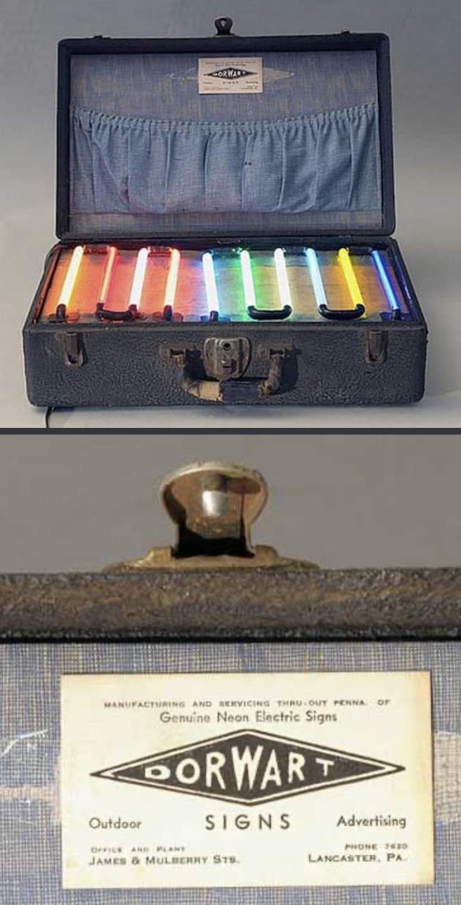 1930s Neon salesman's sample case - photo - HomemadeTools.net