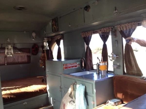 1937 Packard camper - photo - HomemadeTools.net