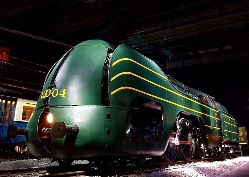 1939 SNCB Type 12 steam locomotive - photo - HomemadeTools.net