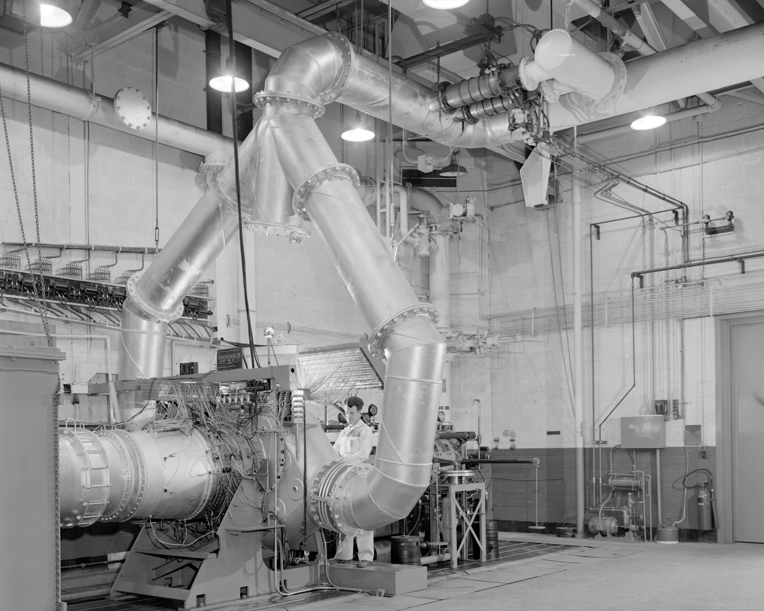NASA turbine test rig - photo