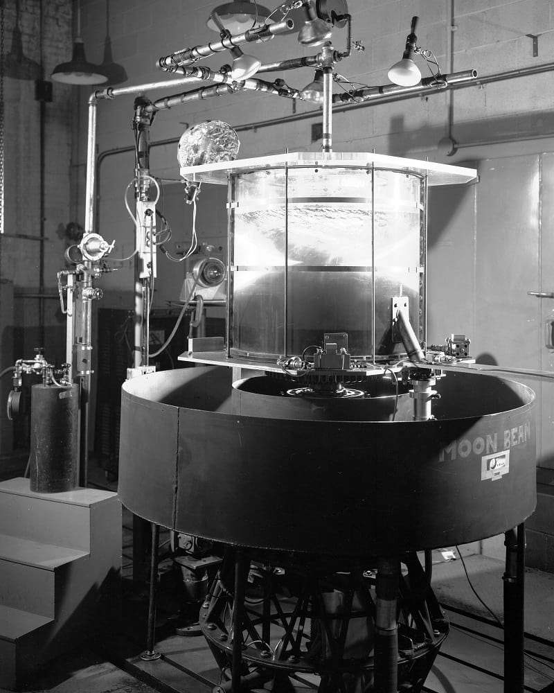 NASA propellant tank test flow rig - photo - HomemadeTools.net