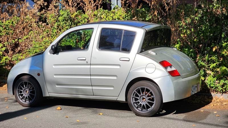 2000 Toyota WiLL Vi subcompact car - photos - HomemadeTools.net