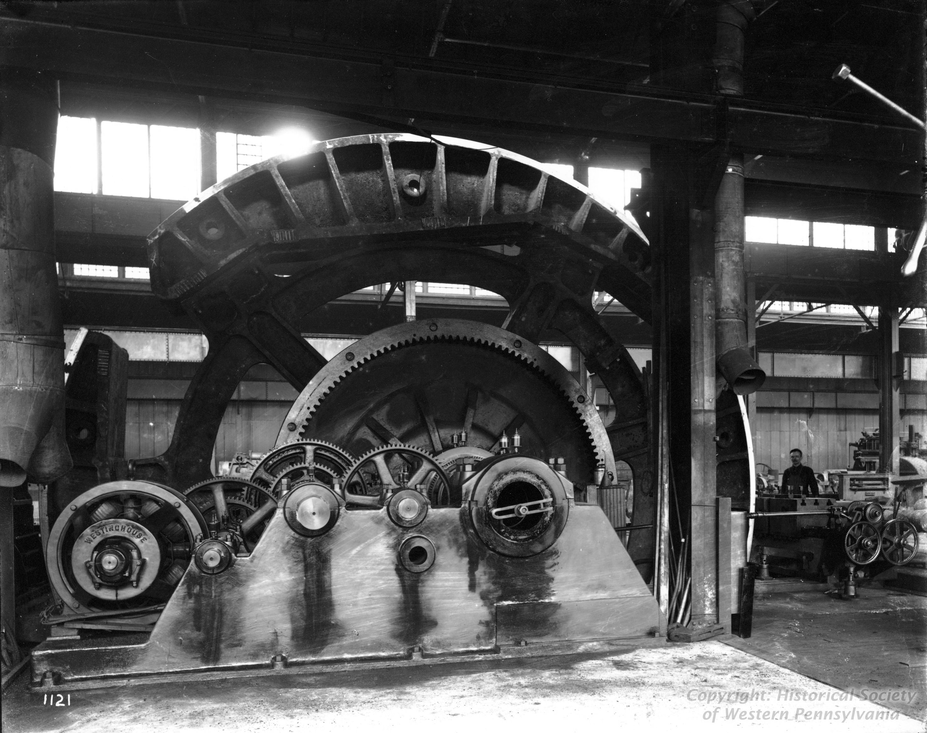 High-quality black-and-white photographs of large old machines and ...