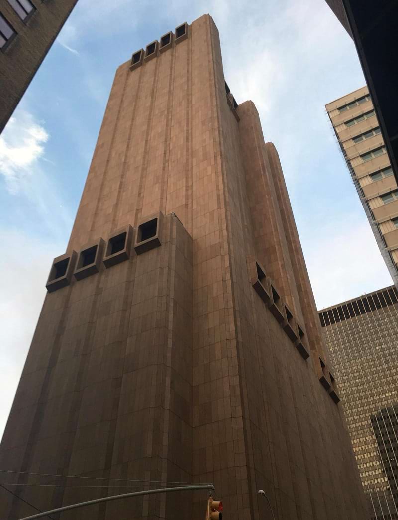 Windowless skyscraper - photos