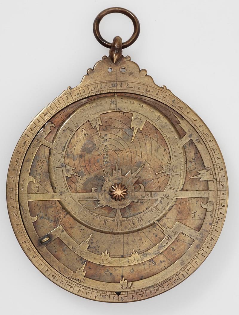 9th century Bedouin astrolabe - photo - HomemadeTools.net