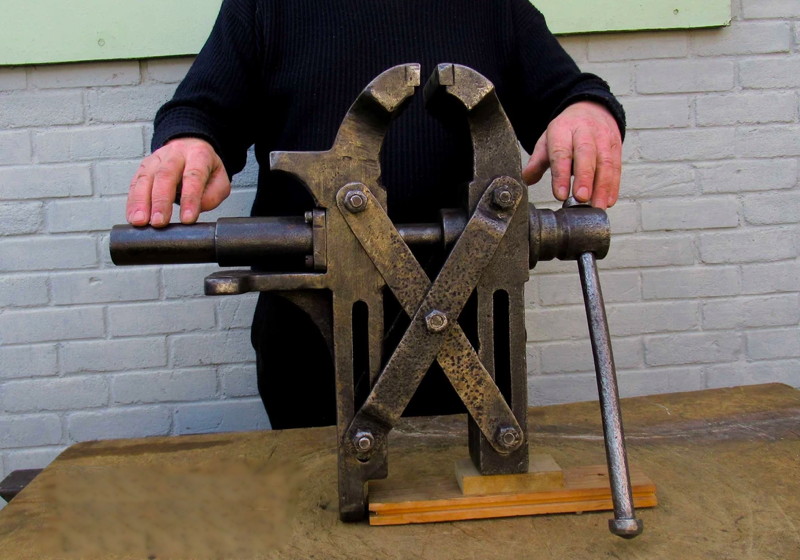 Antique giant anvils, vises, and other tools - GIF and photos ...