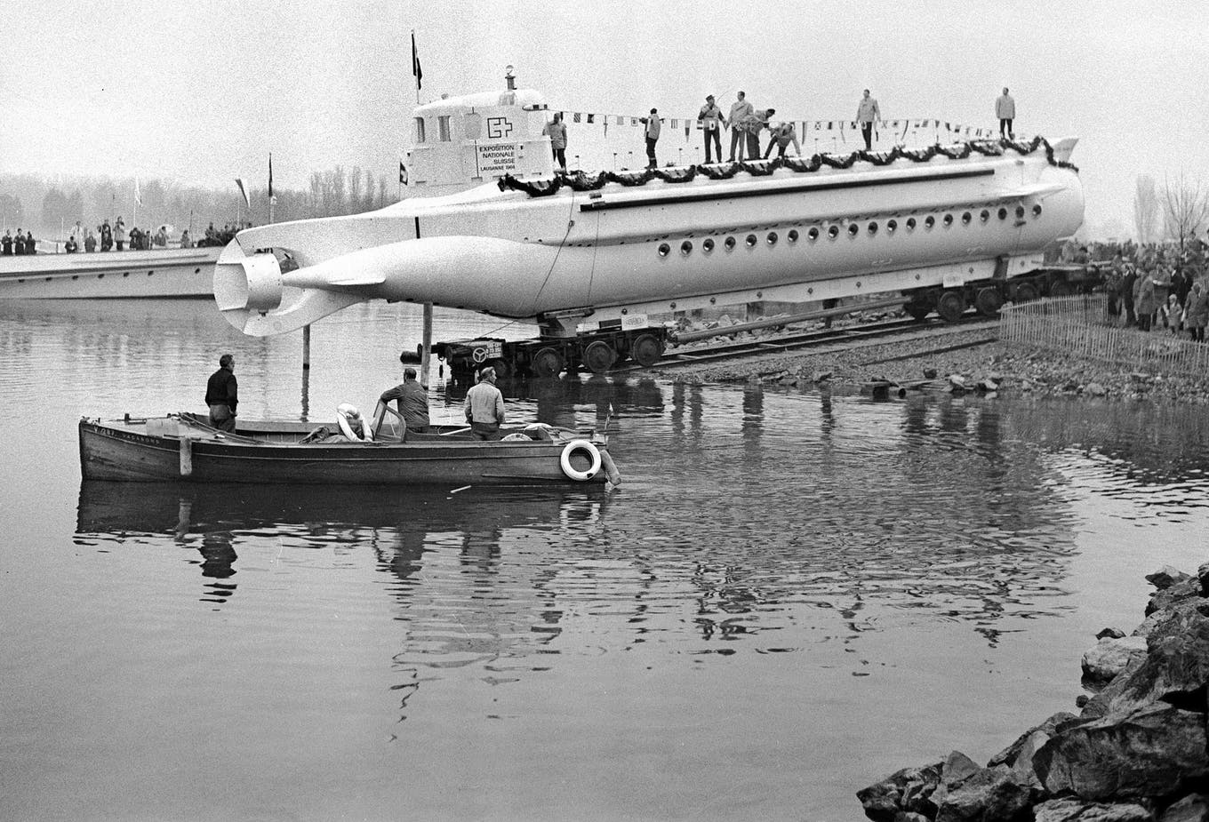 1964 passenger submarine - photo