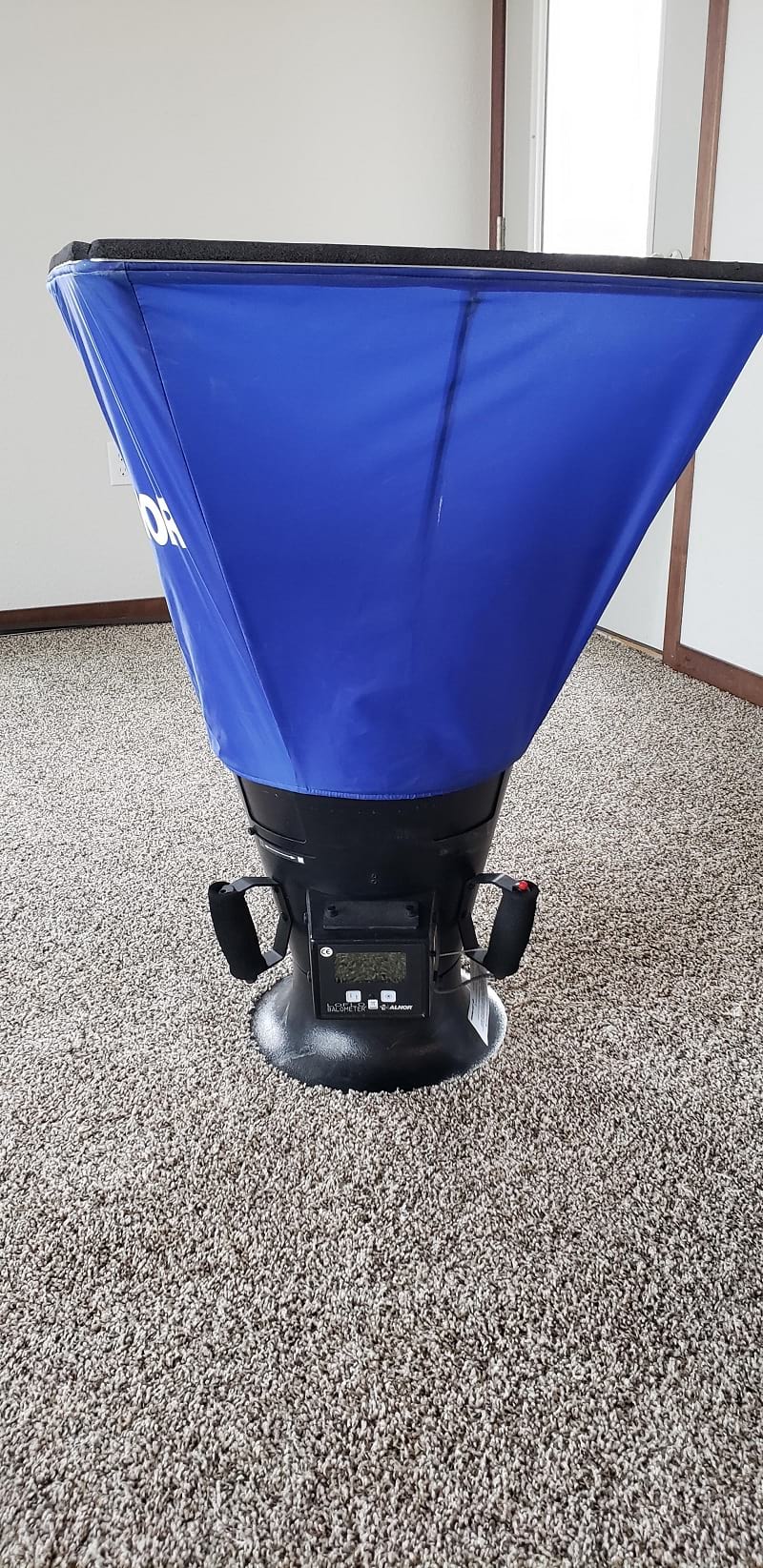 HVAC balometer - photo - HomemadeTools.net