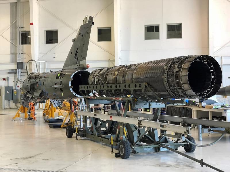 SNECMA Atar 9K-50 turbojet engine - photo - HomemadeTools.net