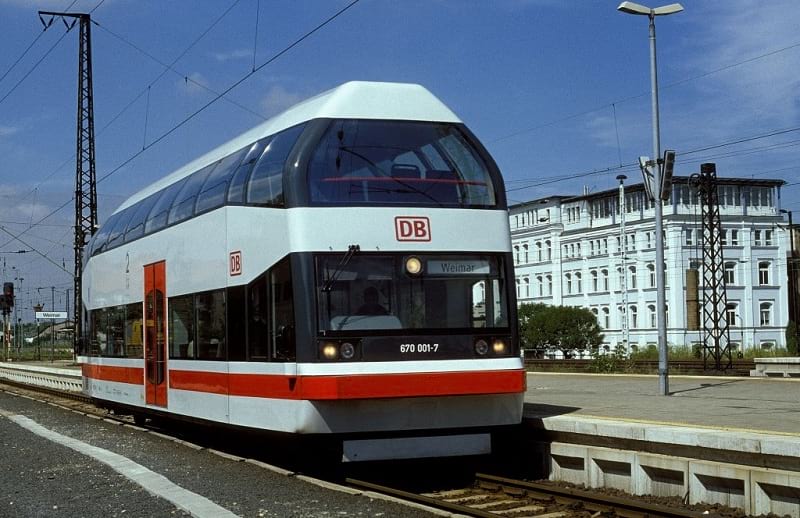 DB Class 670 double-decker railbus - photo
