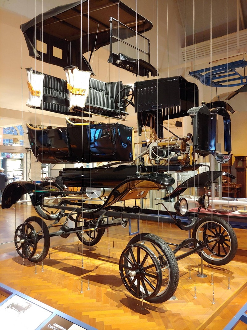 Exploded Model T Ford - photo