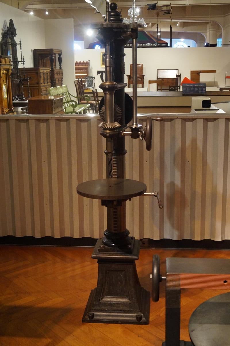 Vintage Ford machinery - photos - HomemadeTools.net