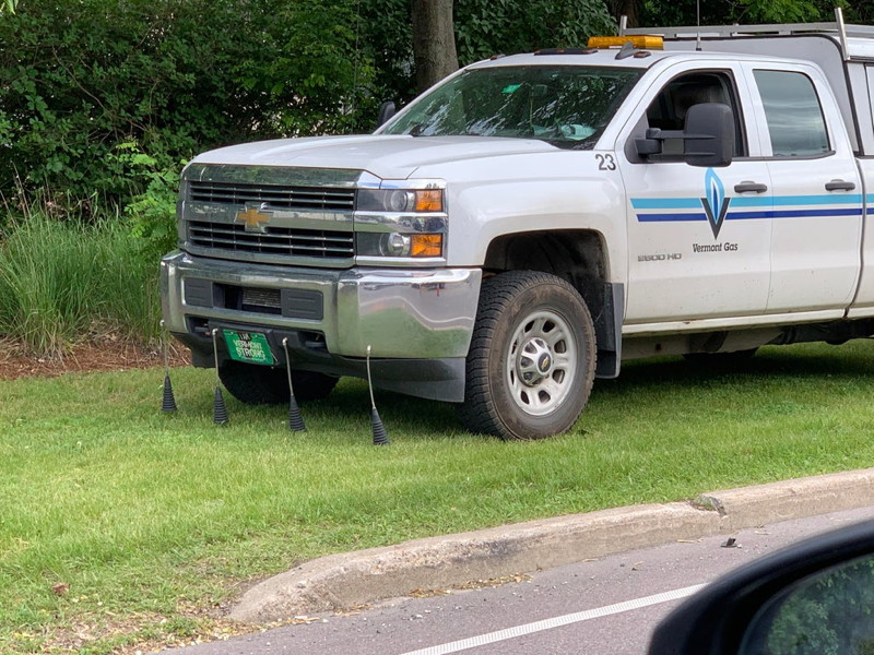 Natural gas sniffer truck - photo - HomemadeTools.net