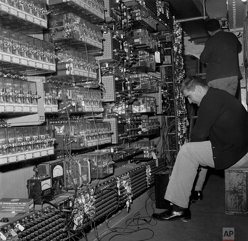 Grand Central Station relay room - photo