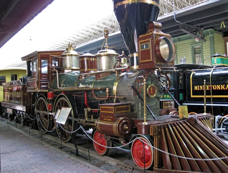 1861 William Crooks steam locomotive - photo - HomemadeTools.net