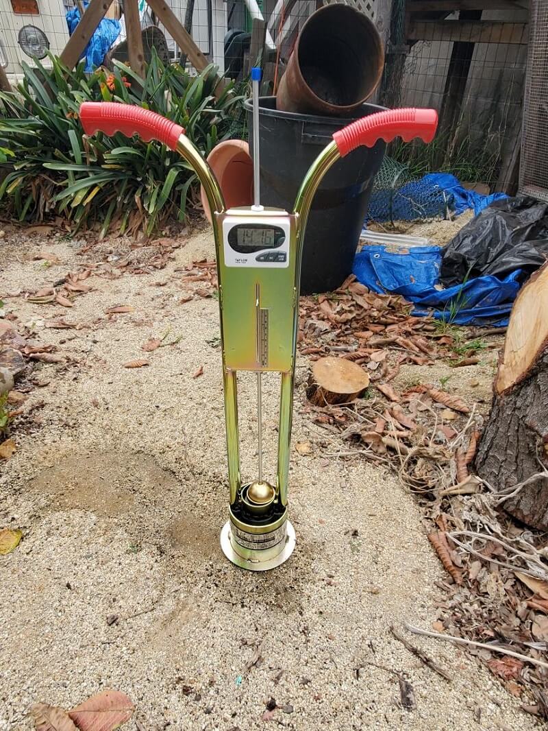 Water infiltrometer - photo - HomemadeTools.net