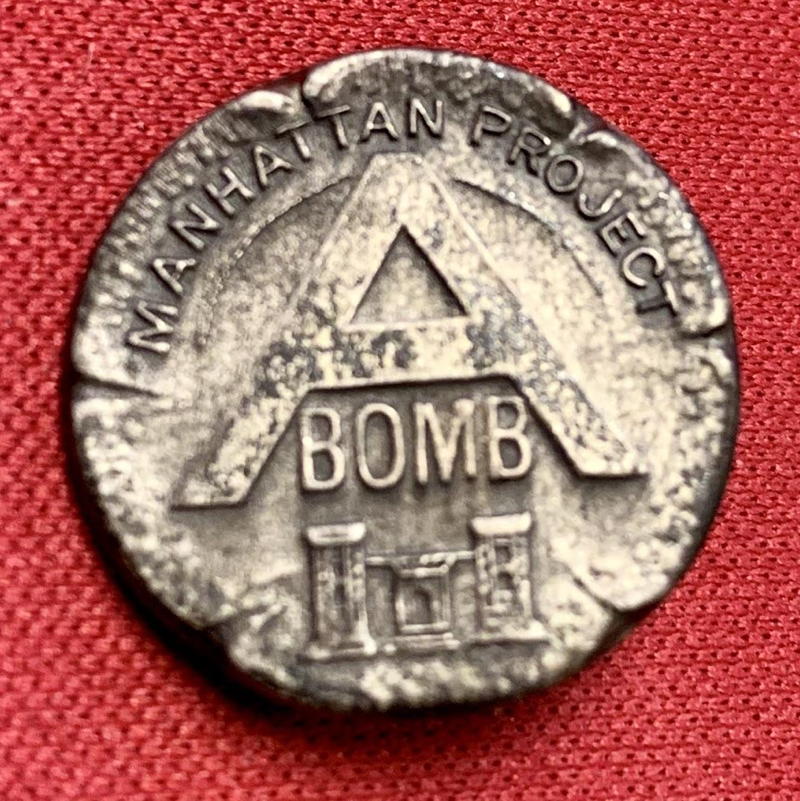 Manhattan Project scientist's A-bomb pin - photo - HomemadeTools.net