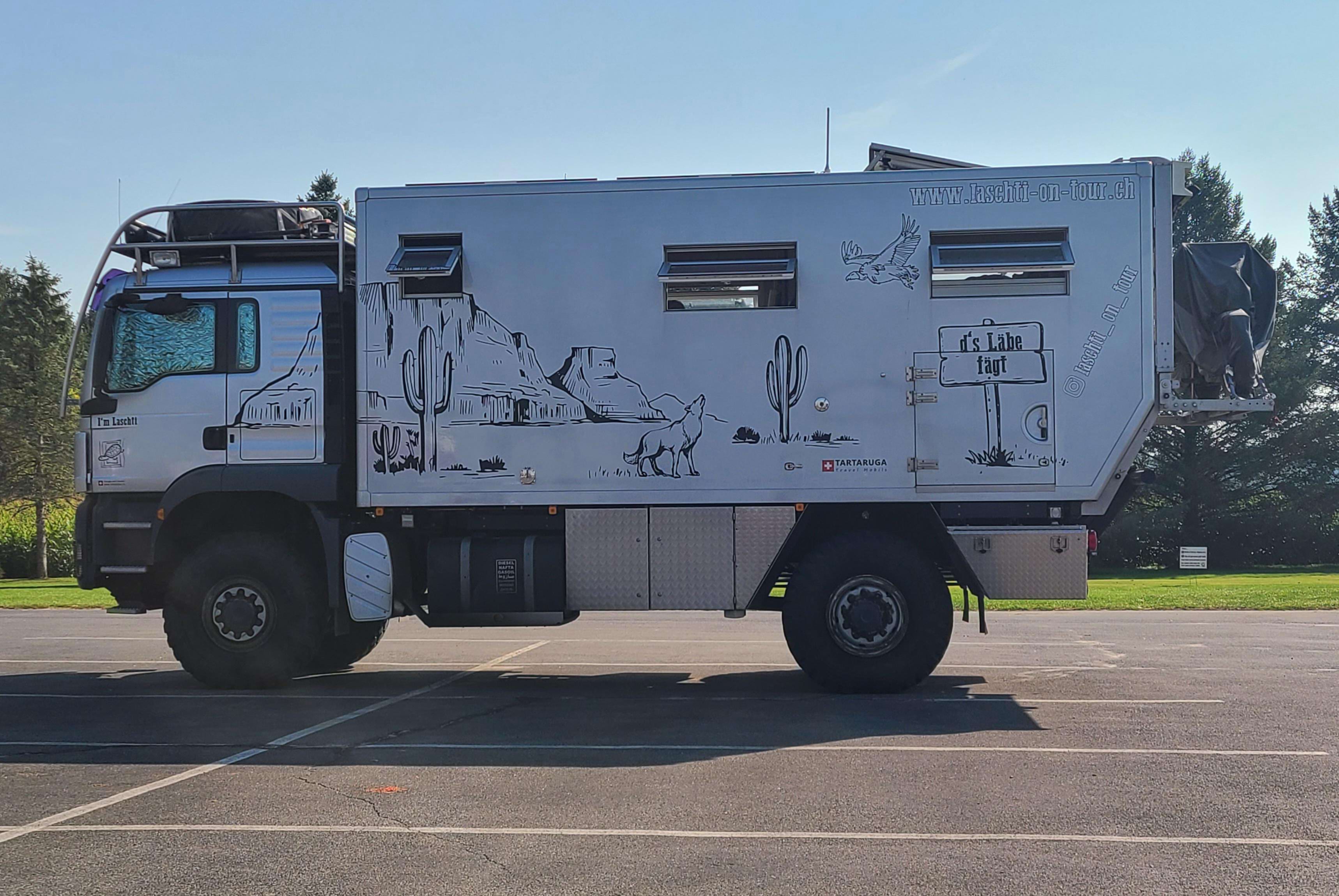 MAN TGS expedition truck - GIF