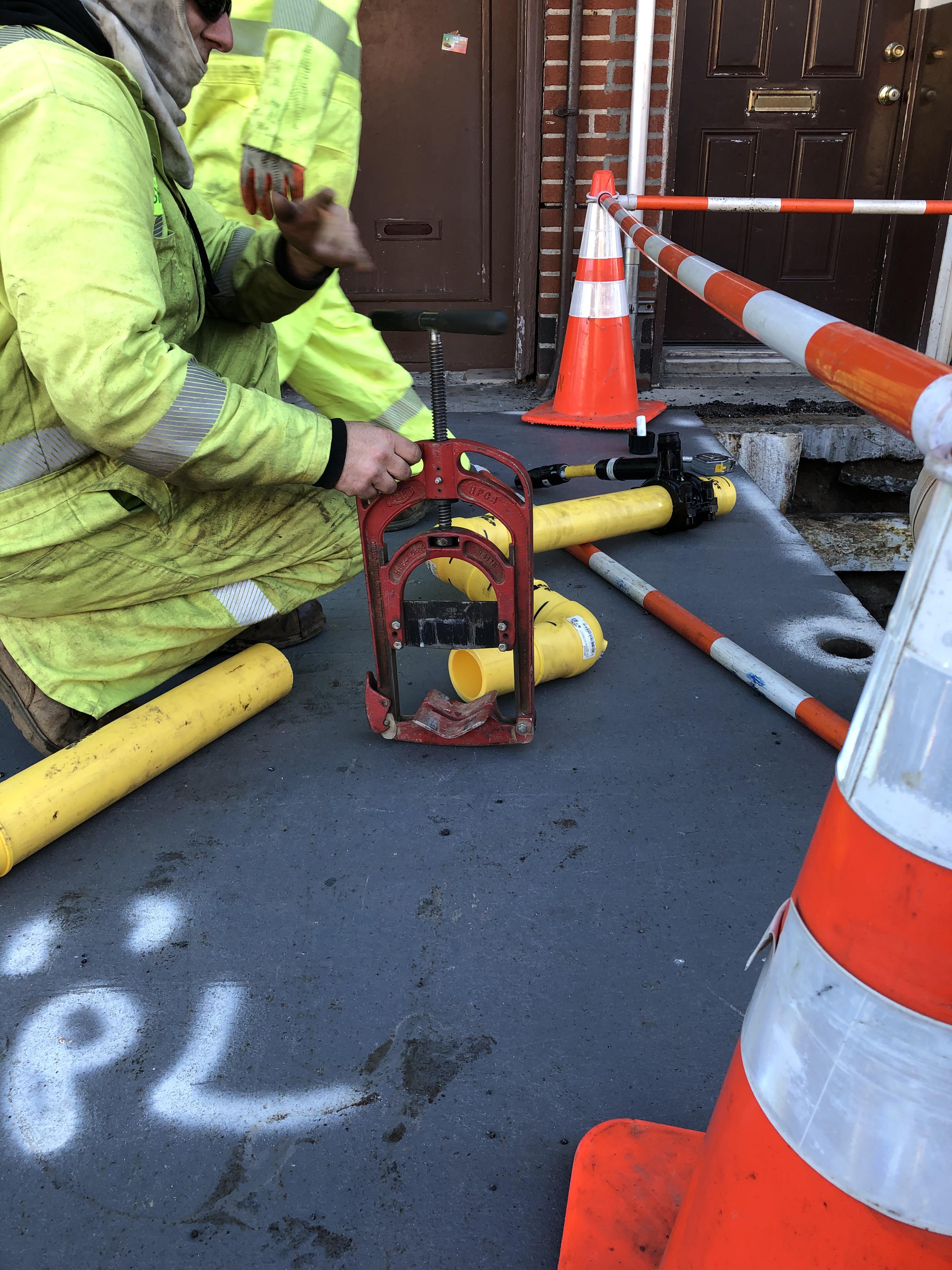 PVC pipe guillotine - photo - HomemadeTools.net