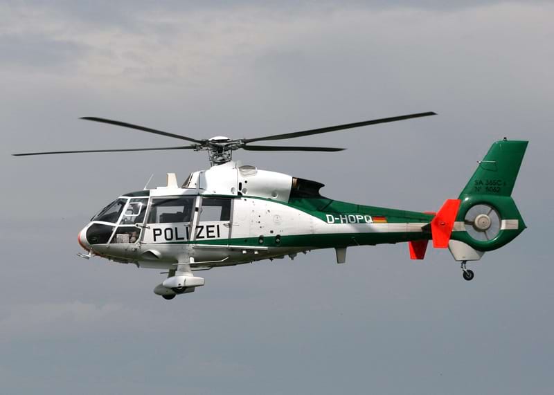 Aerospatiale SA 360 Dauphin helicopter - photo - HomemadeTools.net