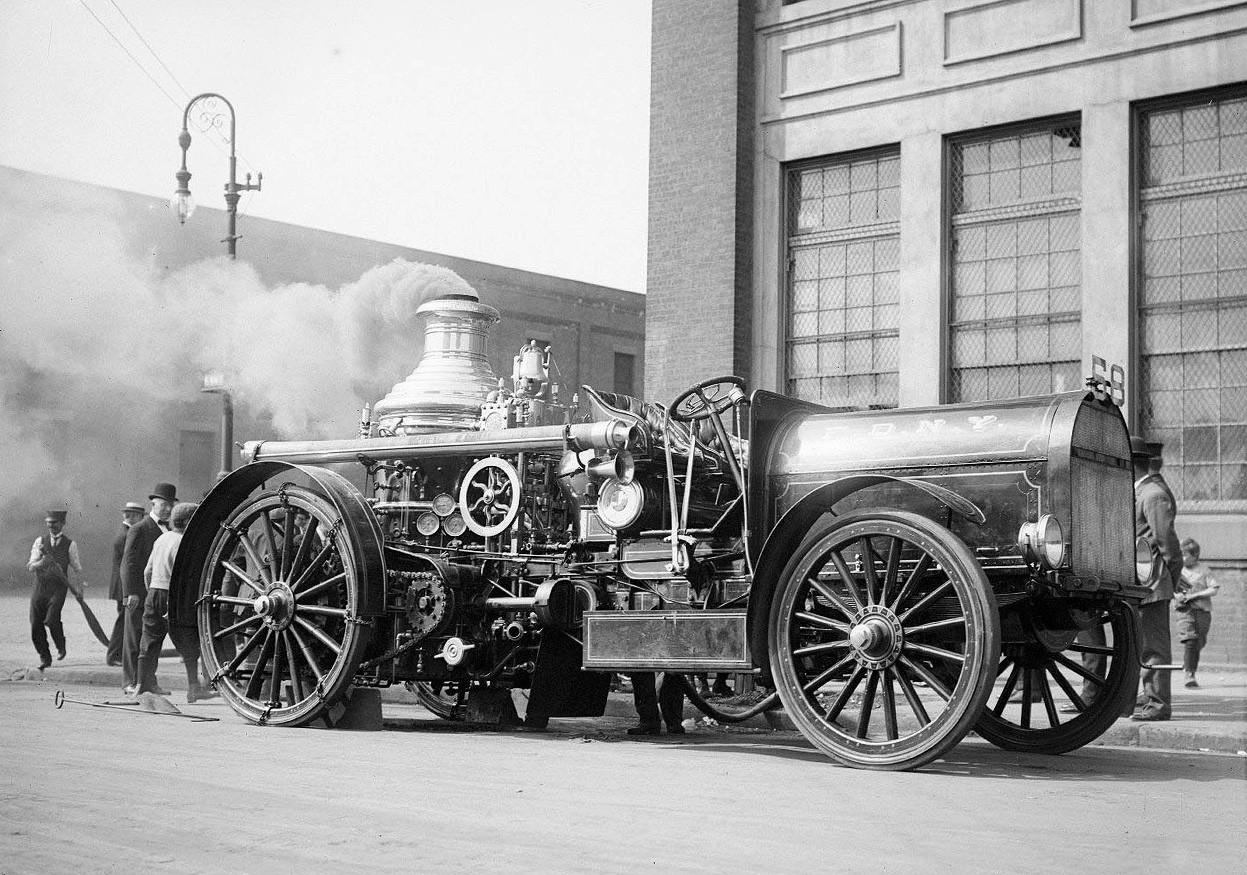 NYC fire department steam fire engine - photo - HomemadeTools.net