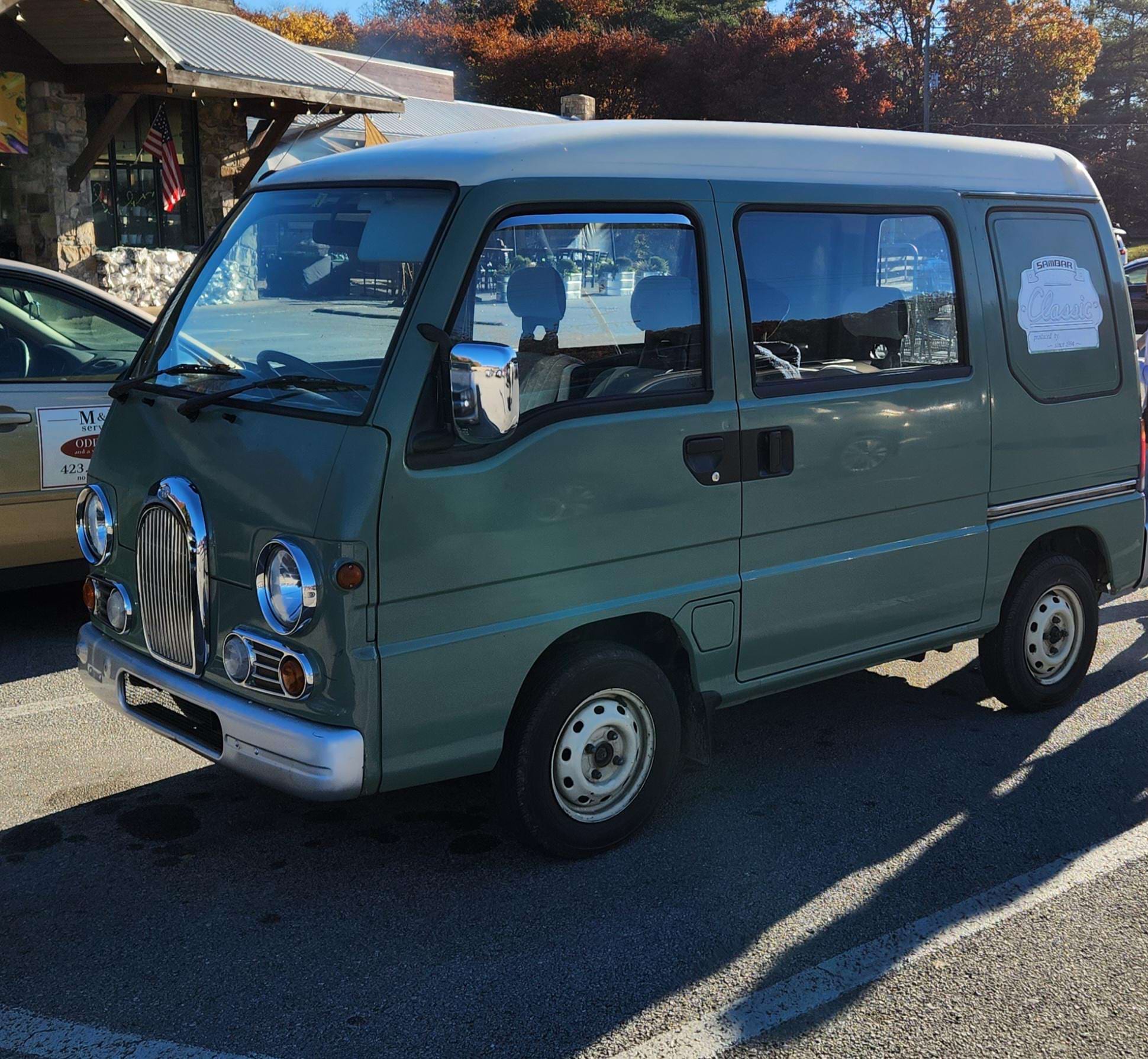 1994 Subaru Sambar Dias Classic microvan - photo
