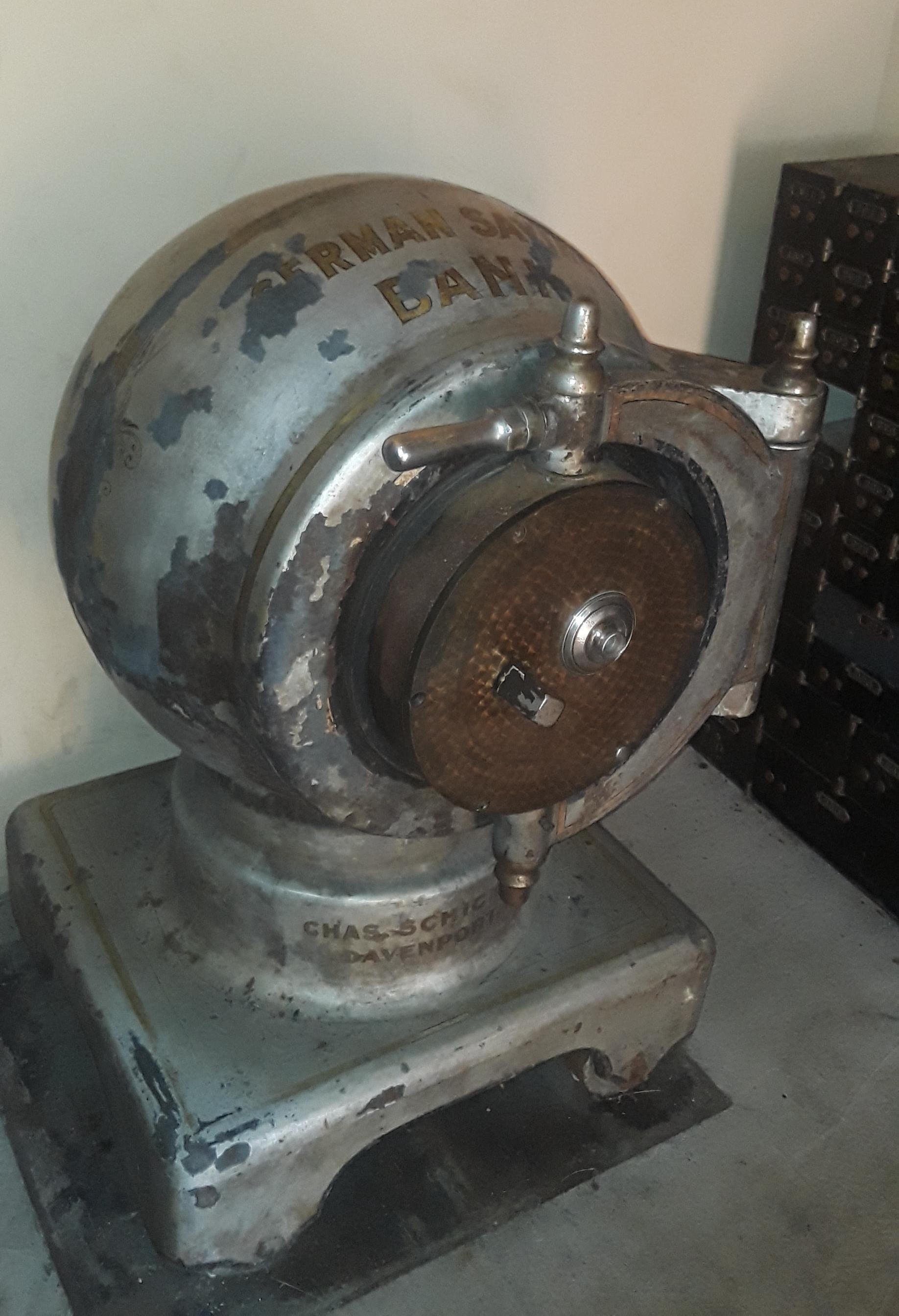 Vintage bomb-proof safe - photo