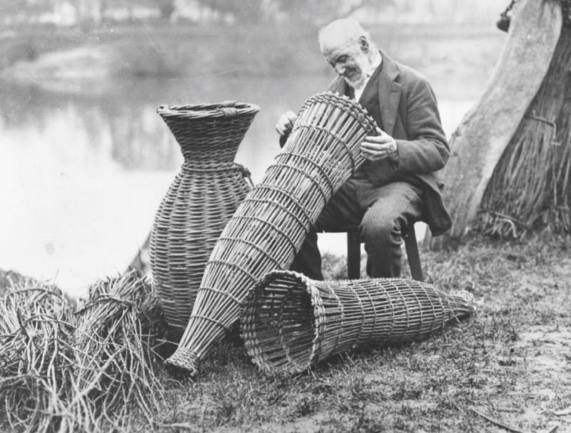 Willow putcher fish trap - photo - HomemadeTools.net