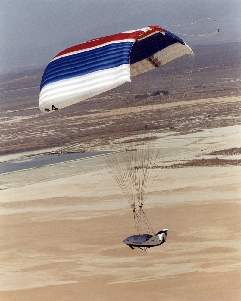 NASA X-38 parafoil - photo - HomemadeTools.net