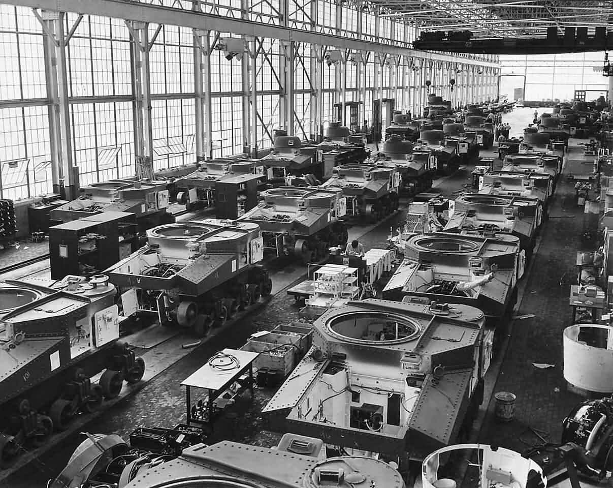 WWII Detroit Arsenal tank plant - photos - HomemadeTools.net