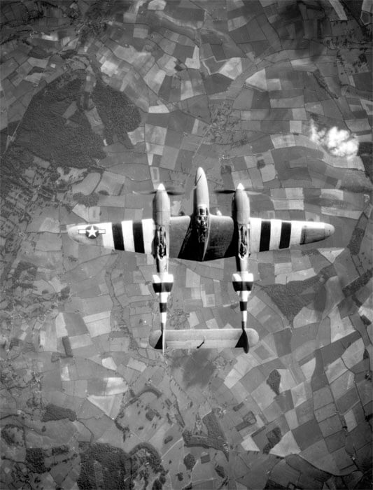 WWII aircraft invasion stripes - photos - HomemadeTools.net
