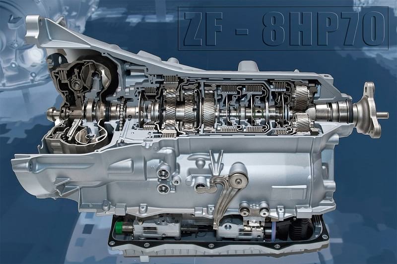 ZF 8HP70 8-speed transmission cutaway - photo - HomemadeTools.net