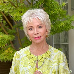 Isabel Allende - Press photos