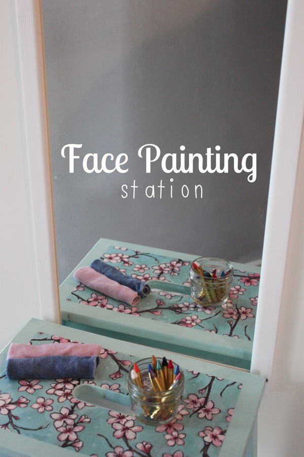 Face Painting Station - Mama.Papa.Bubba.