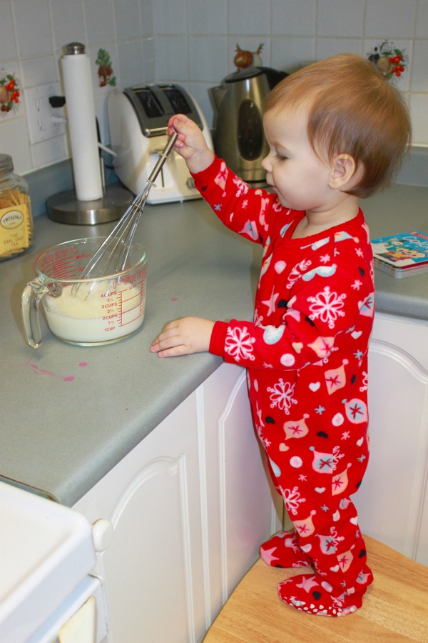 Breakfast Helper - Mama.Papa.Bubba.
