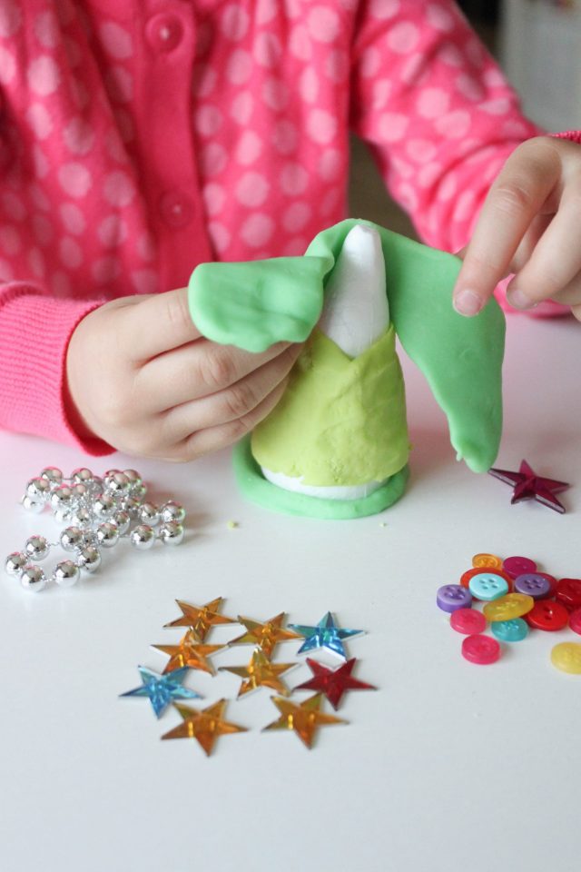 Christmas Tree Play Dough Kit - Mama.Papa.Bubba.